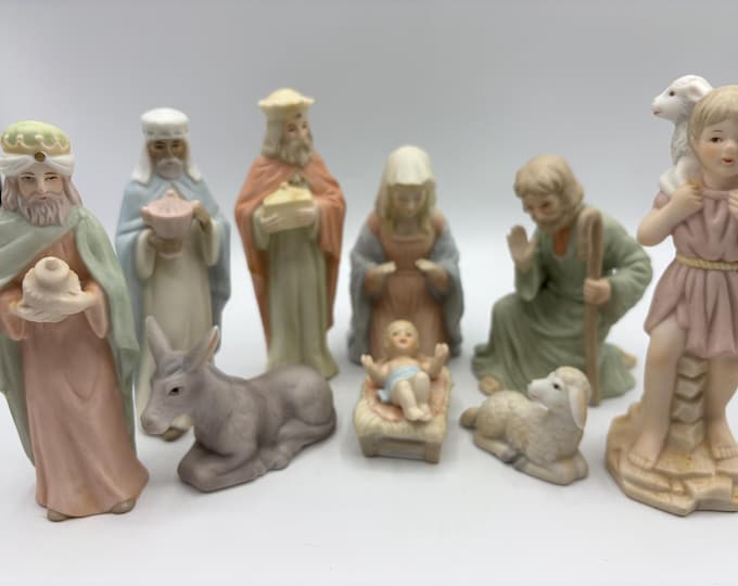 Beautiful Lefton Porcelain Christmas Nativity Set Pastel Ceramic 9 ...