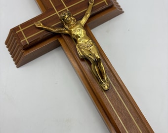 Vintage Last Rites Crucifix Box Sick Call Crucifix Box Holy Water ...