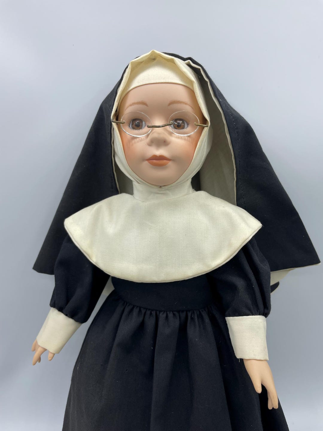 Vintage Porcelain Nun Doll Black White Habit Robe Holy Sister Catholic ...