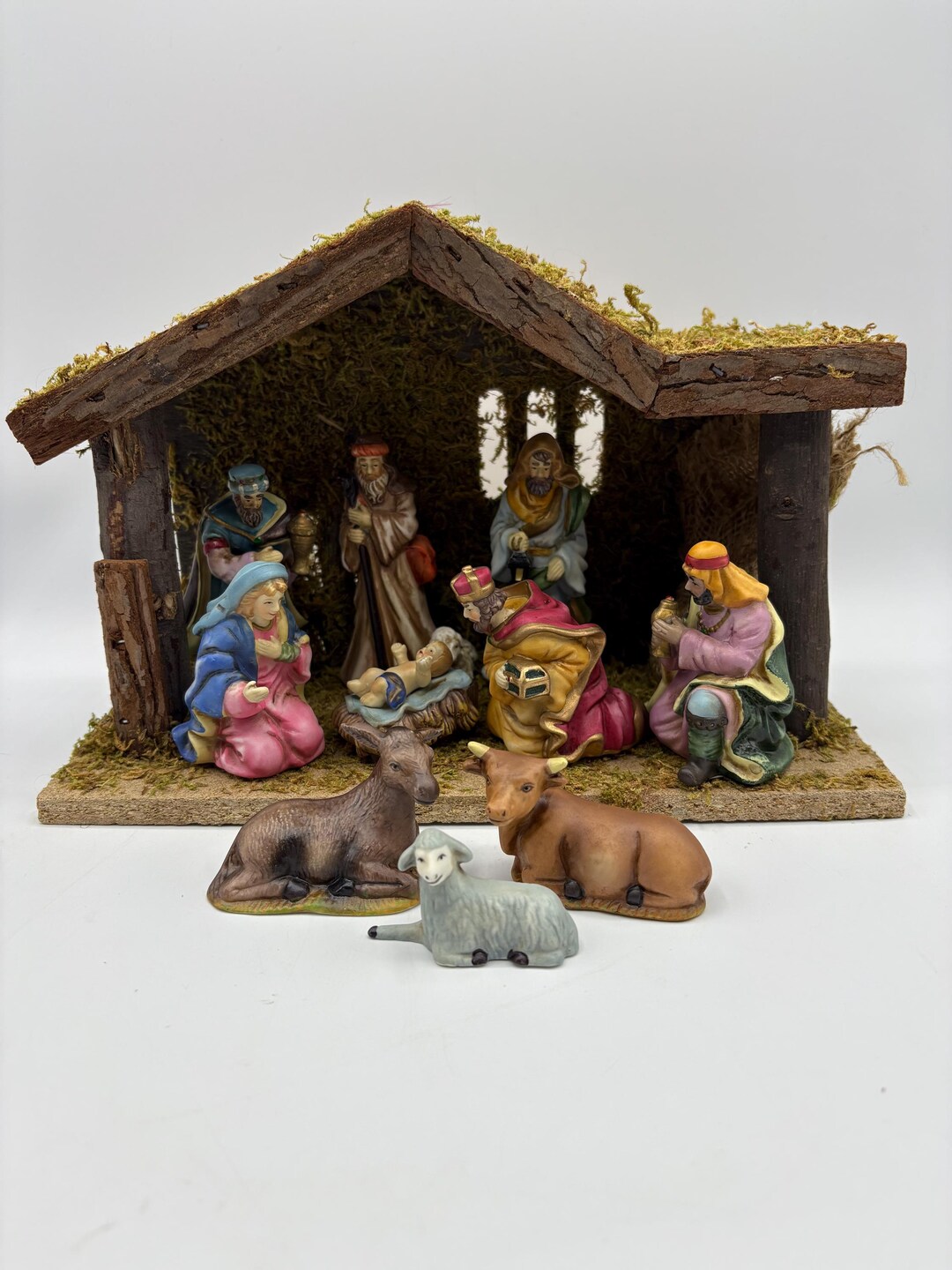 Vintage Rustic Wood Stable Ceramic Nativity Scene 11 Piece Set ...