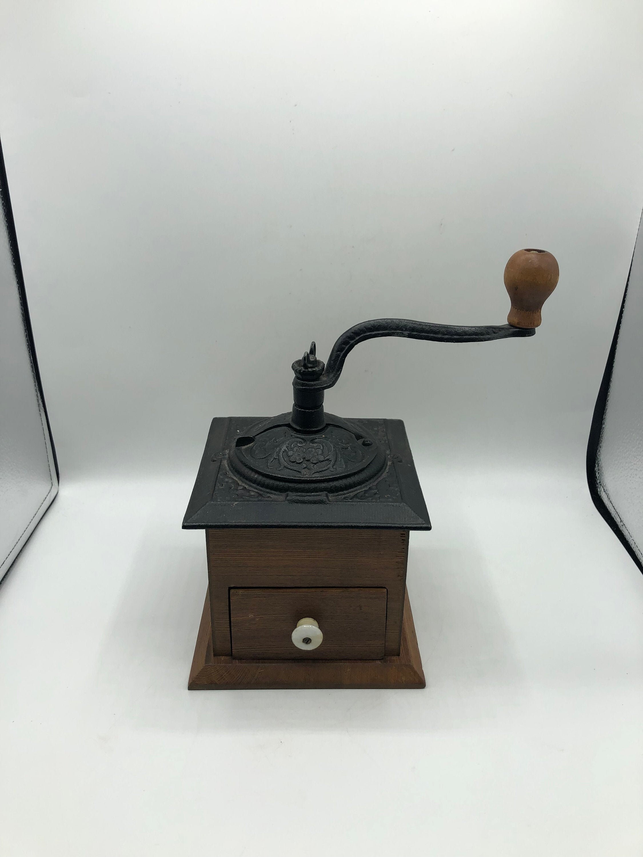 Kitchen & Dining Kitchen Décor unique primitive wooden metal tool ...