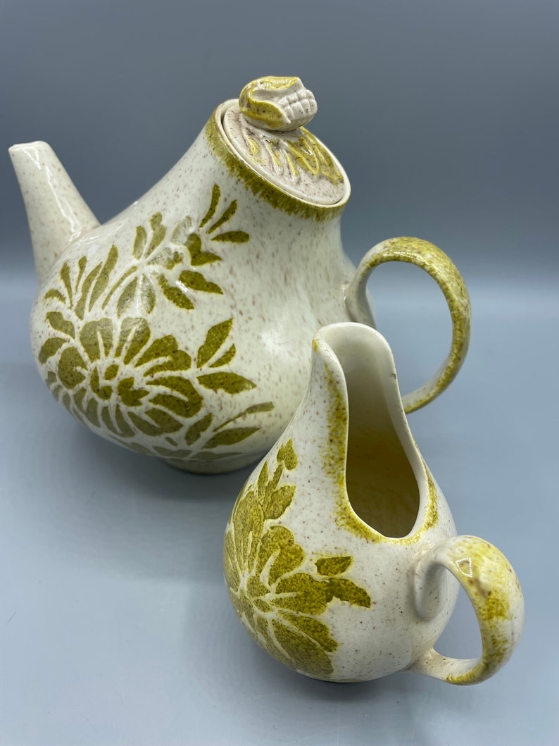 Vintage Damask Red Wing Unique Shape Ceramic Teapot and - Etsy