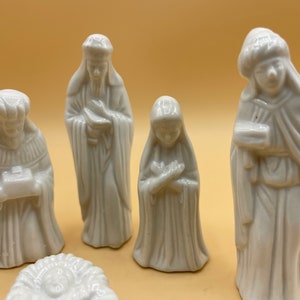 White Porcelain Nativity Set Ceramic 6 Piece Christmas Holiday Decor ...