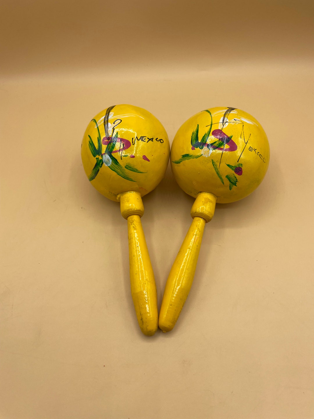 Pair of Vintage Mexican Maracas Hand Painted Yellow Gourd Coconut ...