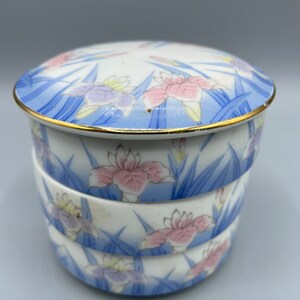 Porcelain 3 Tier Stacking Jubako Boxes Round Asian Blue White Chinese ...