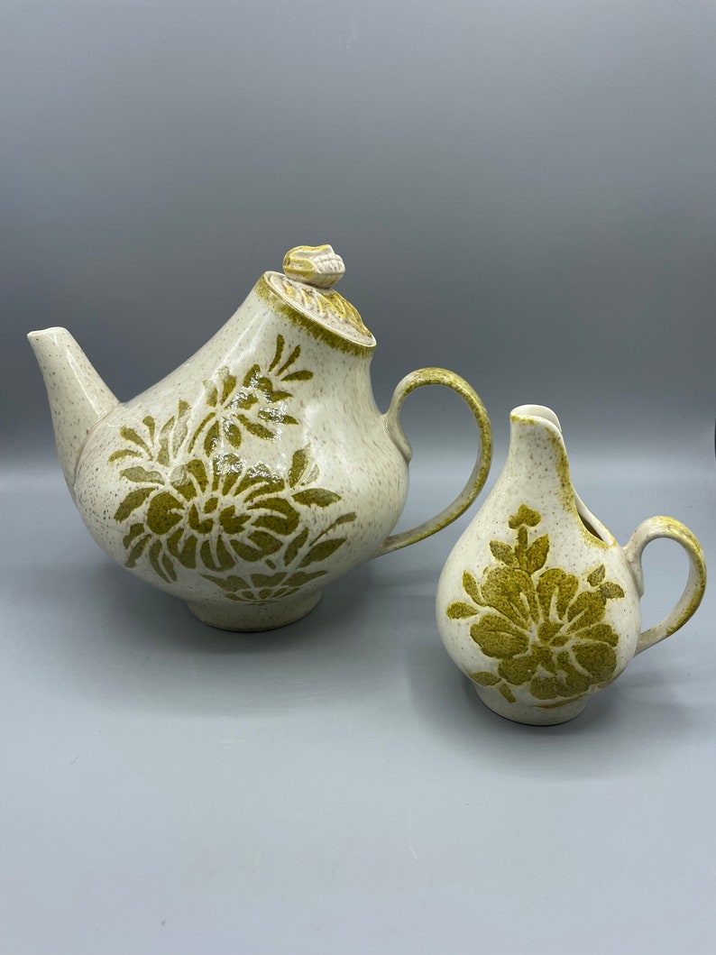 Vintage Damask Red Wing Unique Shape Ceramic Teapot and - Etsy