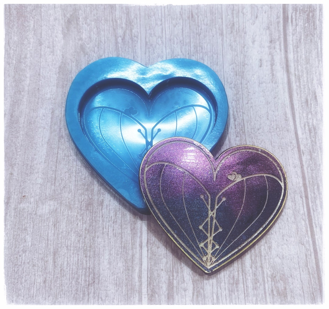 Busty Heart Silicone Mold for Resin/ Hot Wax: Clay - Etsy