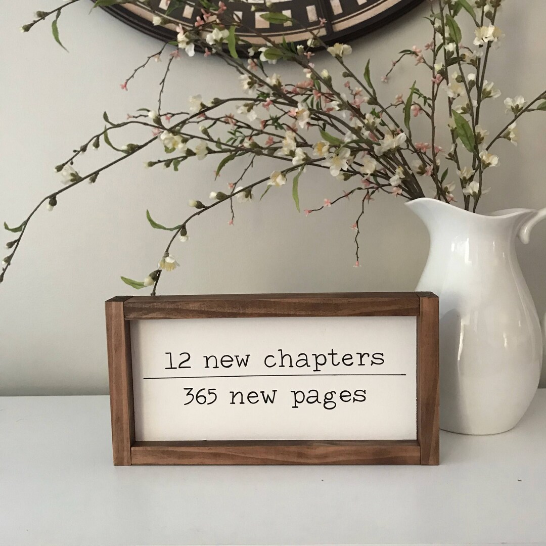 Framed Wood Sign 12 Chapters 365 Days - Etsy