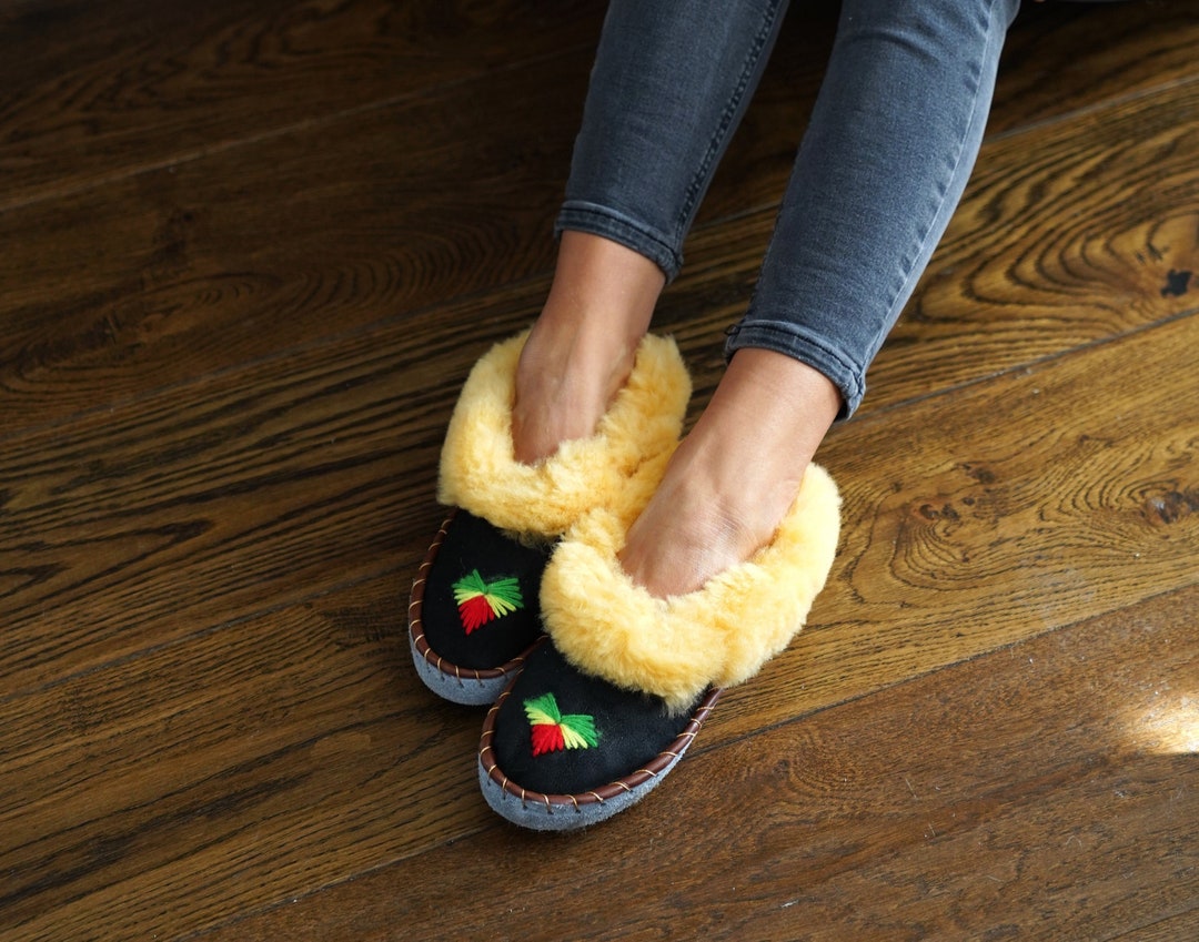 Sheepskin Moccasin Polish Slippers / Winter Fur Boots / Natural ...