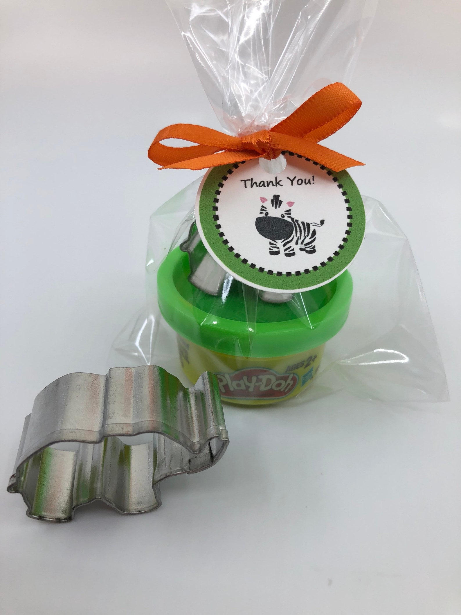 Safari Party Favor: Play-doh, Elephant Cutter & Tag - Etsy