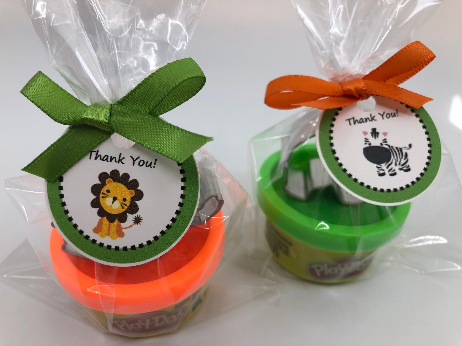 Safari Party Favor: Play-doh, Elephant Cutter & Tag - Etsy