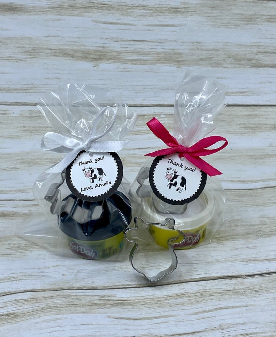 Cow Party Favor: Farm Party Favor Playdoh and Cow Shape - Etsy