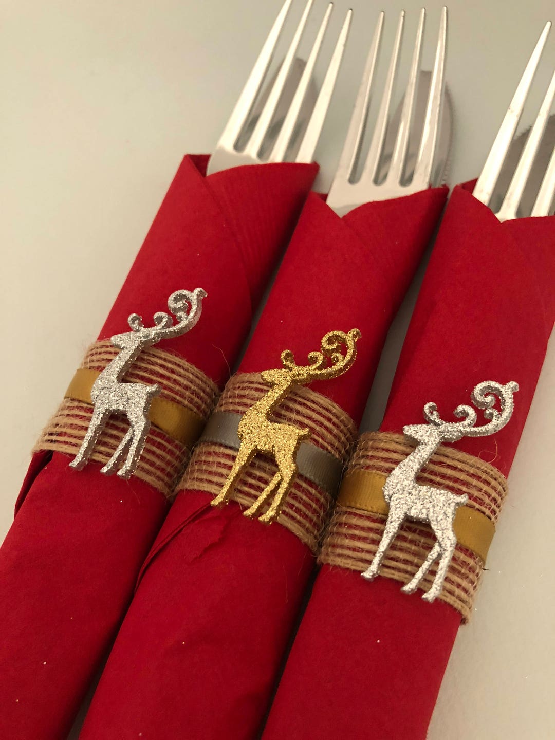 Holiday Flatware With Christmas Napkin Ring, Glitter Reindeer Napkin ...