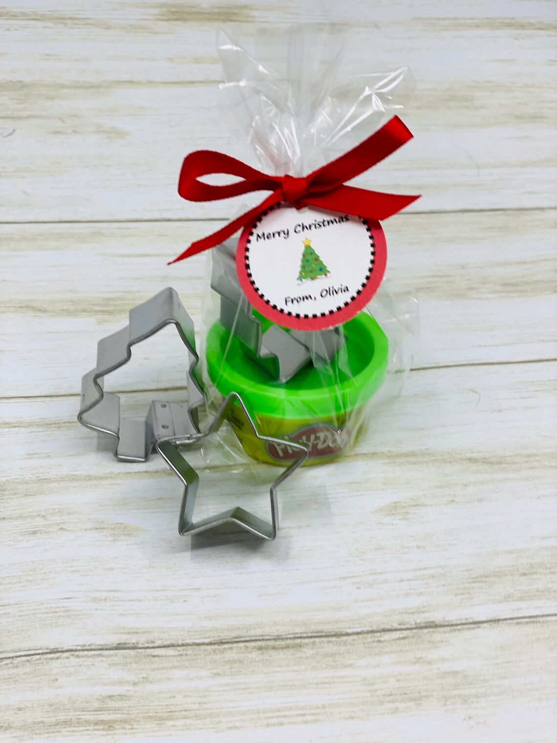 Holiday Favor: Playdoh and Christmas Tree or Star Cutter | Etsy