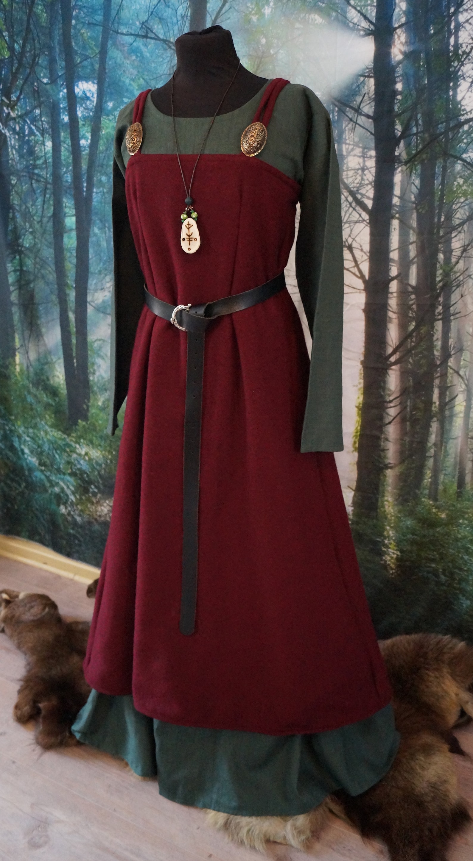 Viking Hangerock Apron in bordeaux red wool overdress birka | Etsy