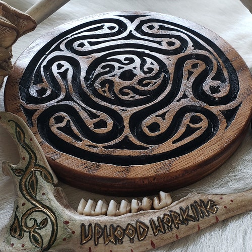 Hecate Wheel Labyrinth Wiccan Decor Hecate's Wheel - Etsy