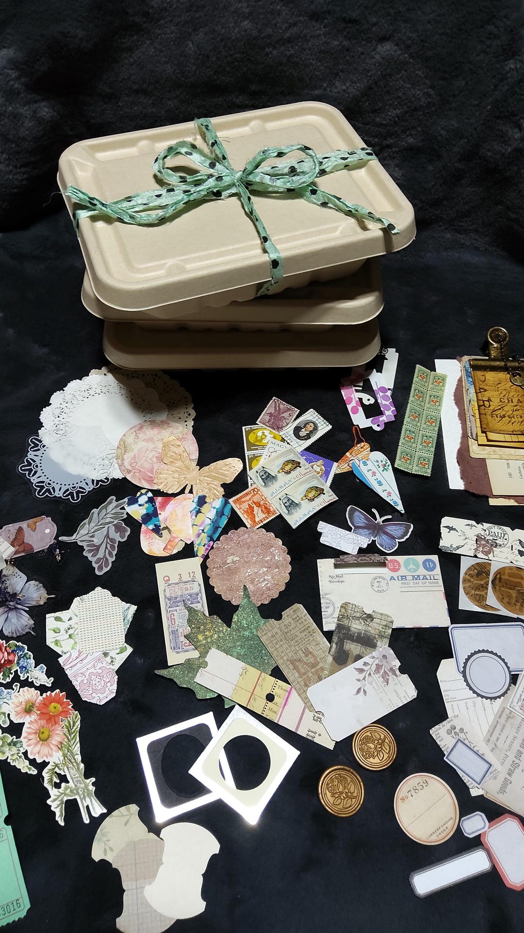 Ephemera Snippets Tray- Filled With Snippets - Etsy Canada