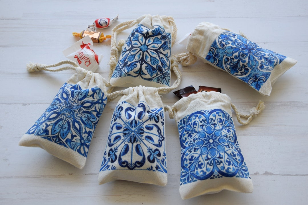 Drawstring Bags With a Blue Tile Pattern - 6x4in - Medium Size, Perfect ...