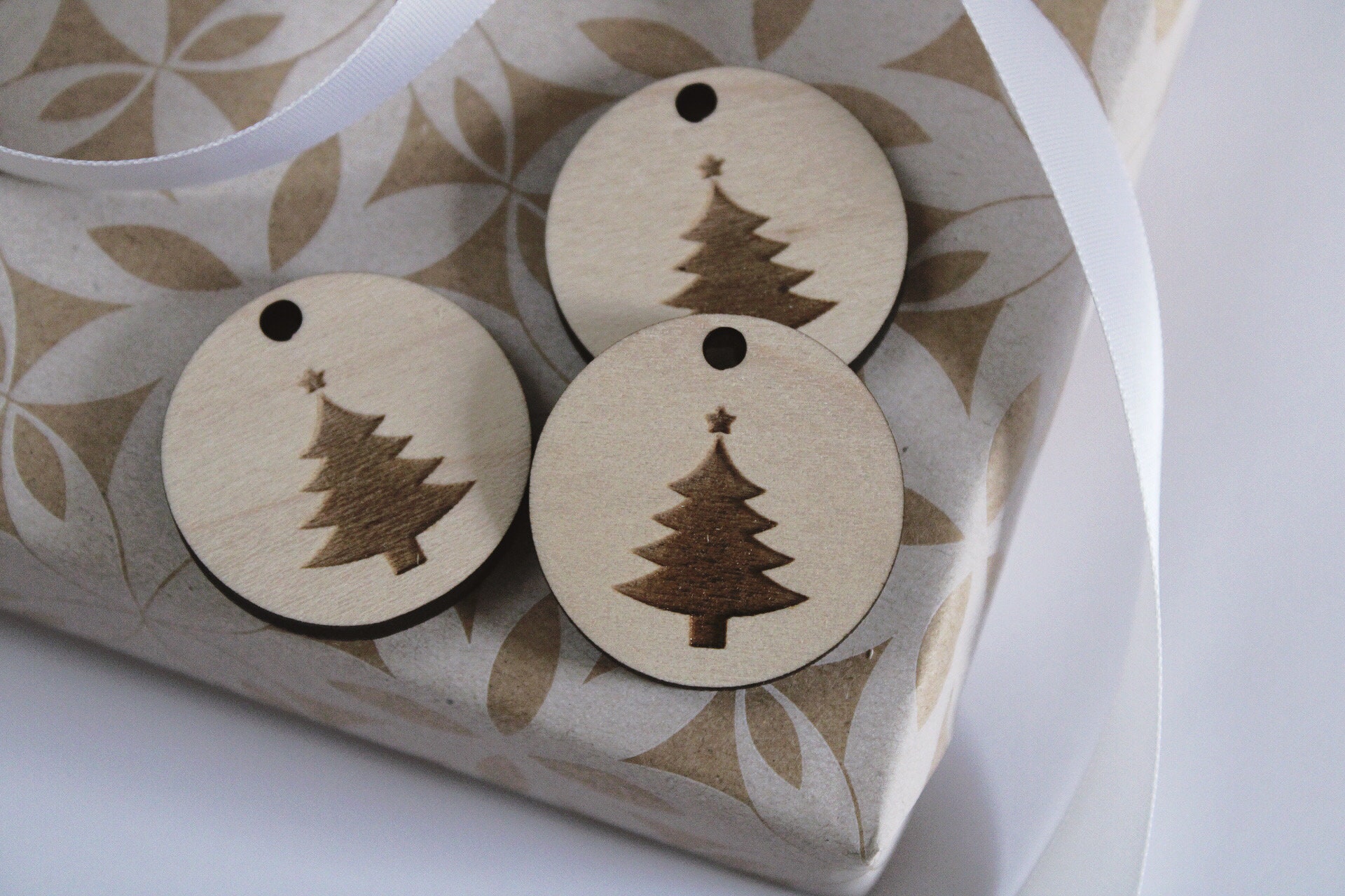 20 Wood Christmas Gift Tags Made From Maple Veneer ~ Perfect for ...