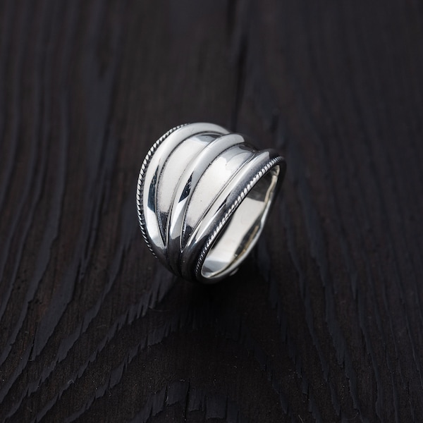 Silver Shield Ring - Etsy