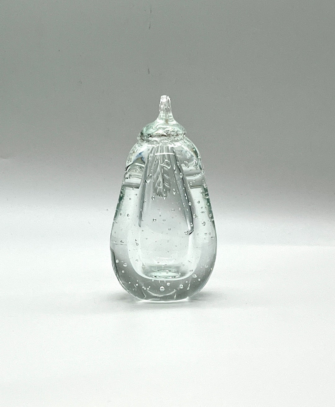 C. 1960s Hand-blown Art Glass Pear Paperweight Objet - Etsy