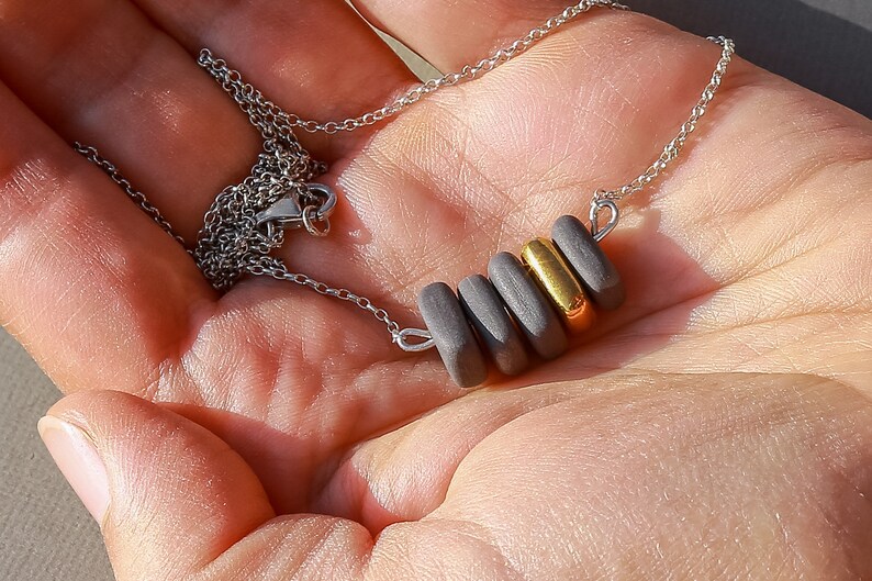 Minimalist Geometrical Abstract Jewel. Ceramic Thin Necklace. - Etsy