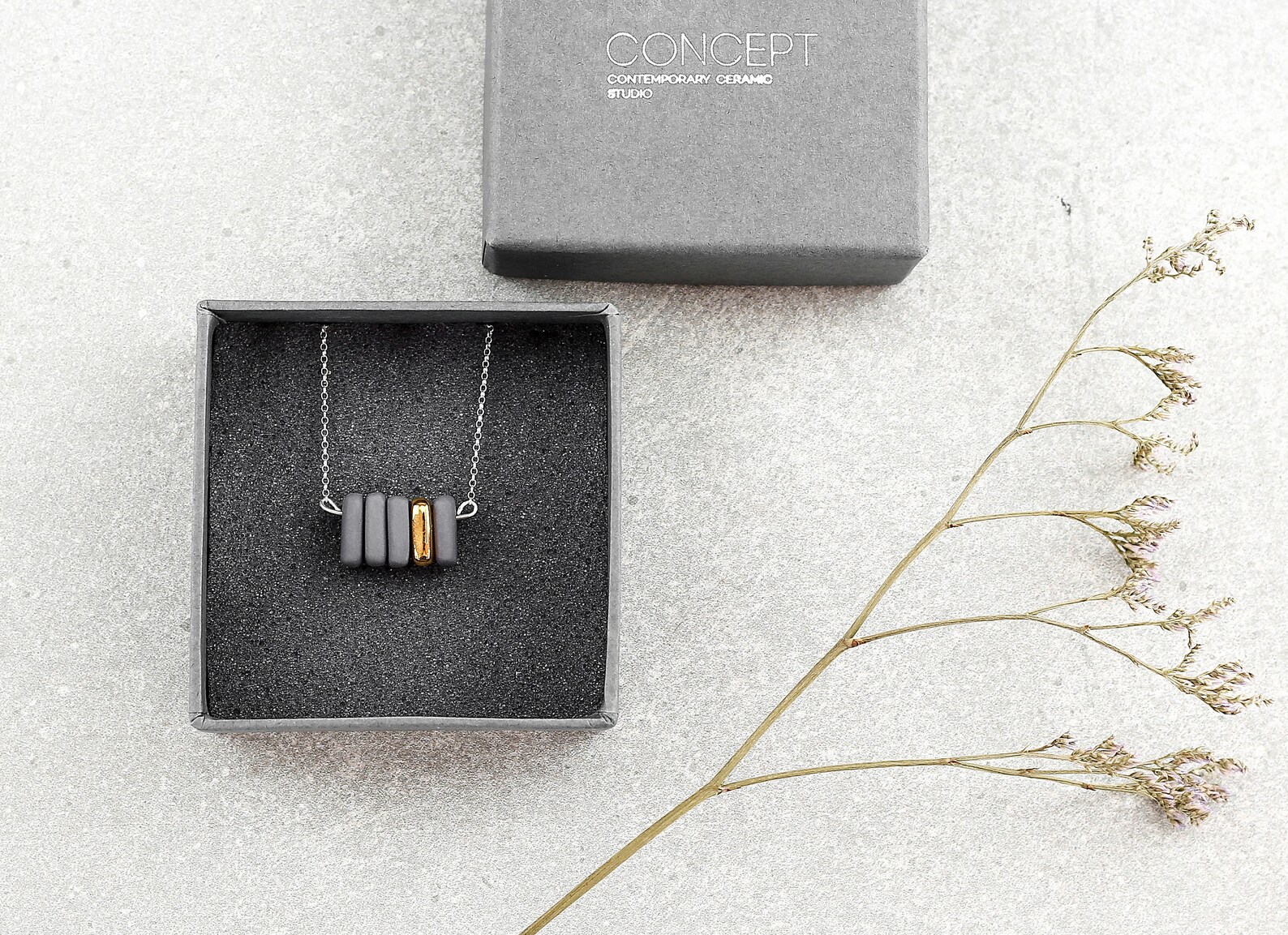 Minimalist Geometrical Abstract Jewel. Ceramic Thin Necklace. | Etsy