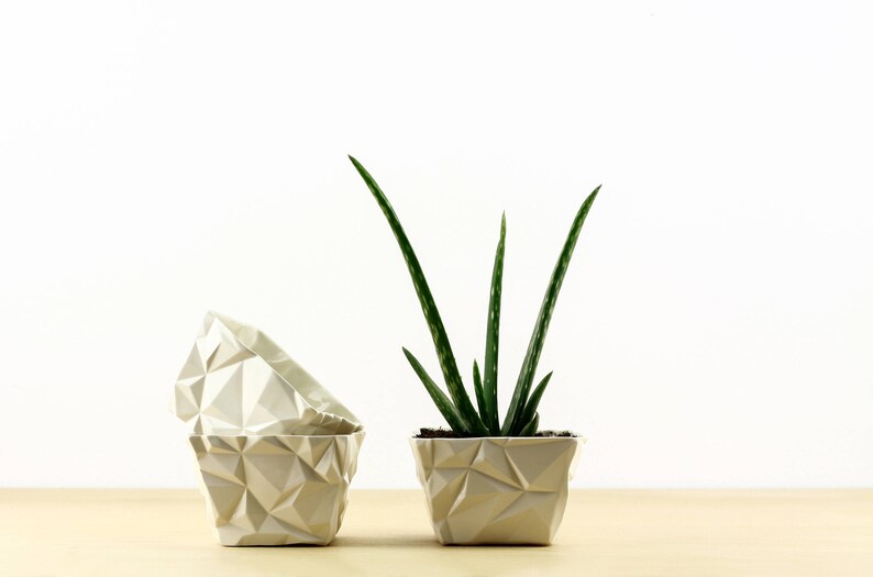 Origami Ceramic Bowl. Minimalist Porcelain Bowl. Simple - Etsy