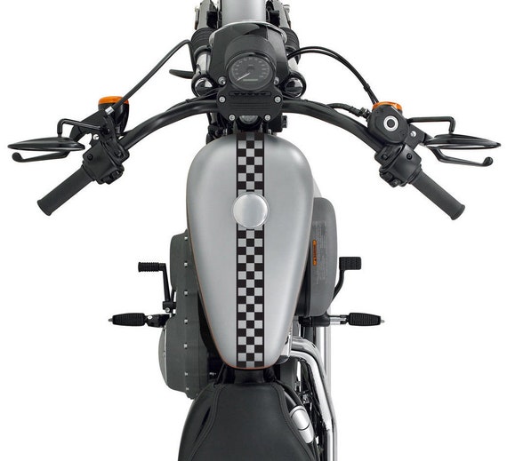 How To Paint Stripes On A Motorcycle Gas Tank | Reviewmotors.co