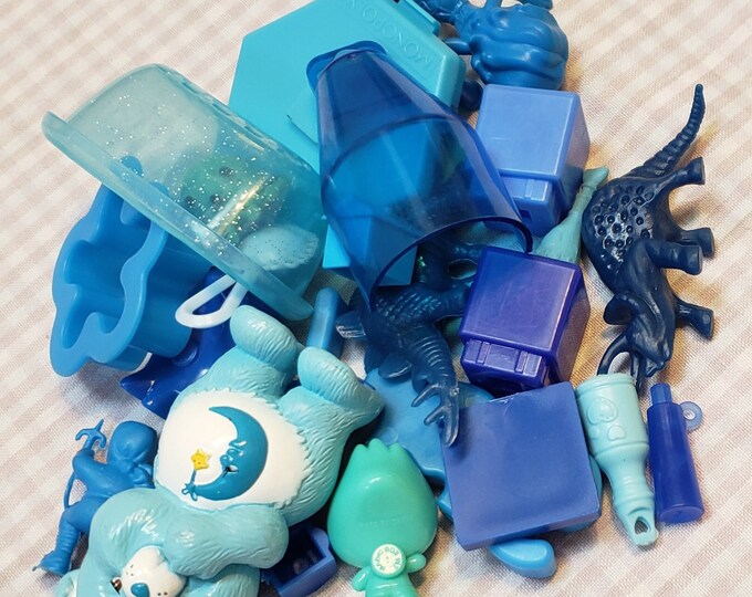 25 Blue Trinkets Trinket Lot I Spy Bag Sensory Bin Toys Mystery ...