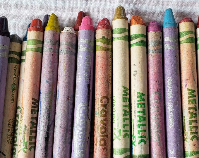 30 Glitter and Metallic Crayons - Crayola Metallics Crayola Glitter ...