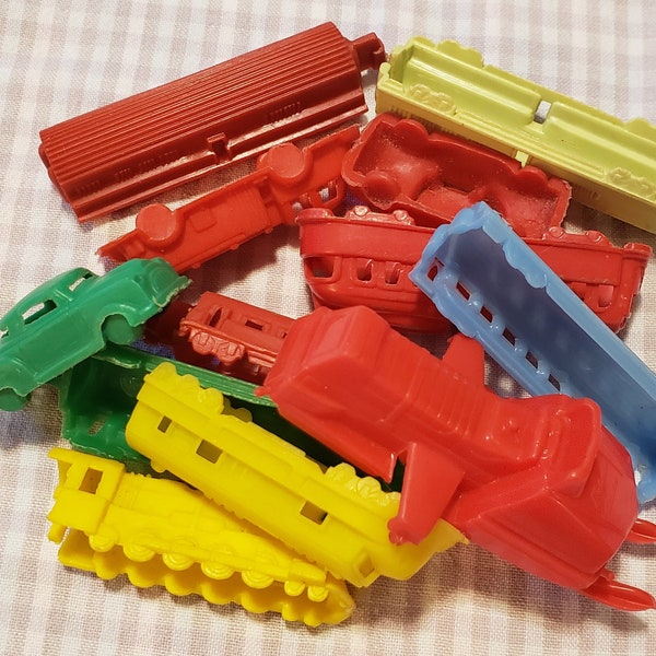 Vintage Plastic Toys - Etsy