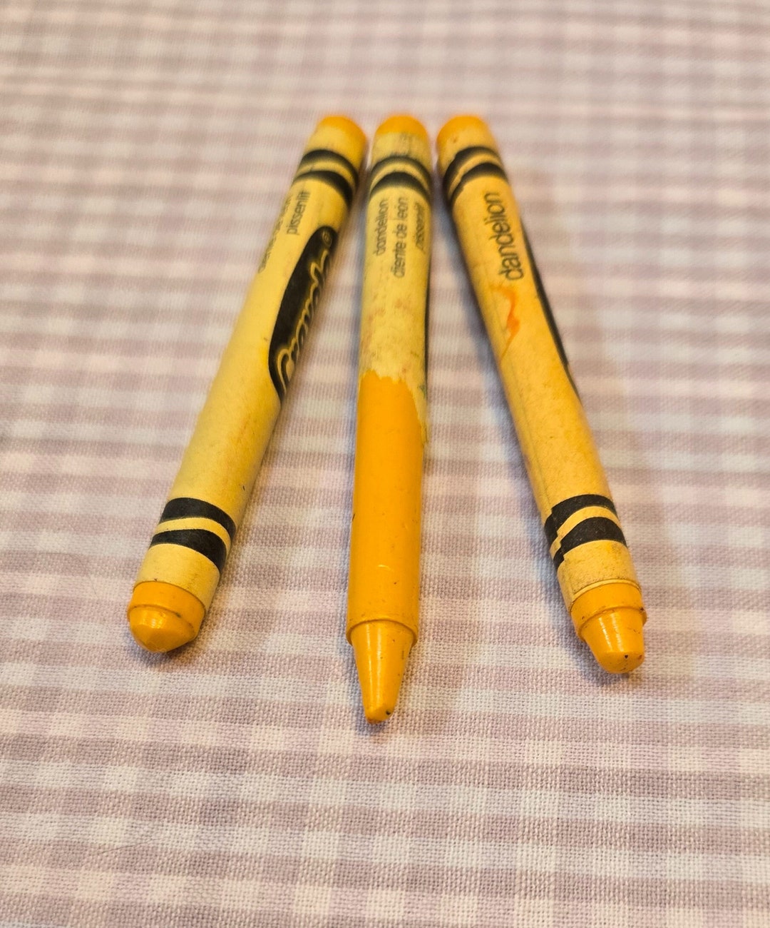 3 Dandelion Crayola Crayons Retired Crayola Crayon Color Dandelion ...