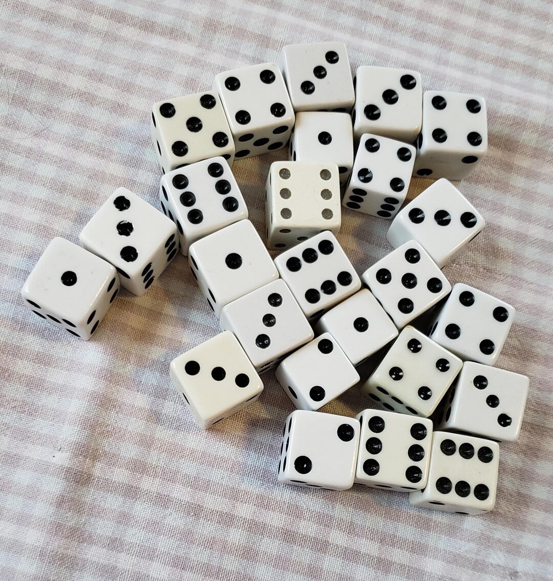 25 Loose White Dice - Assorted Vintage and Modern Dice - White Plastic ...