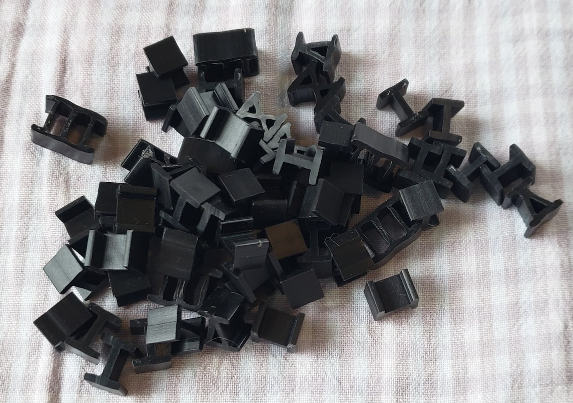 Black Risk Tokens Risk Army Tokens in Case Vintage Risk Armies Risk ...