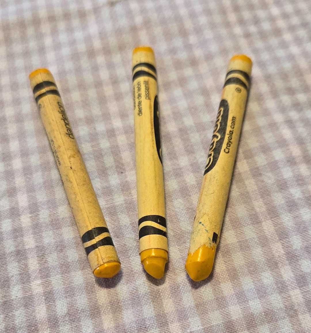 3 Dandelion Crayola Crayons Retired Crayola Crayon Color Dandelion ...