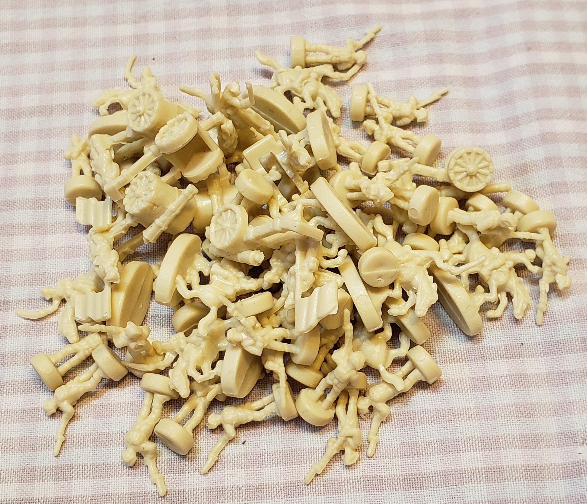 White Risk Tokens Risk Army Tokens Vintage Risk Armies Vintage Risk ...