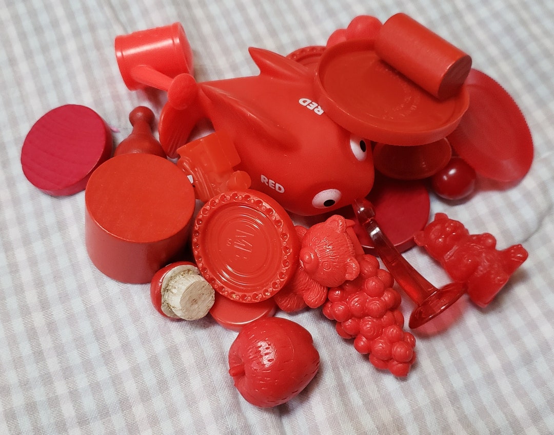 25 Red Trinkets Trinket Lot I Spy Bag Sensory Bin Toys - Etsy