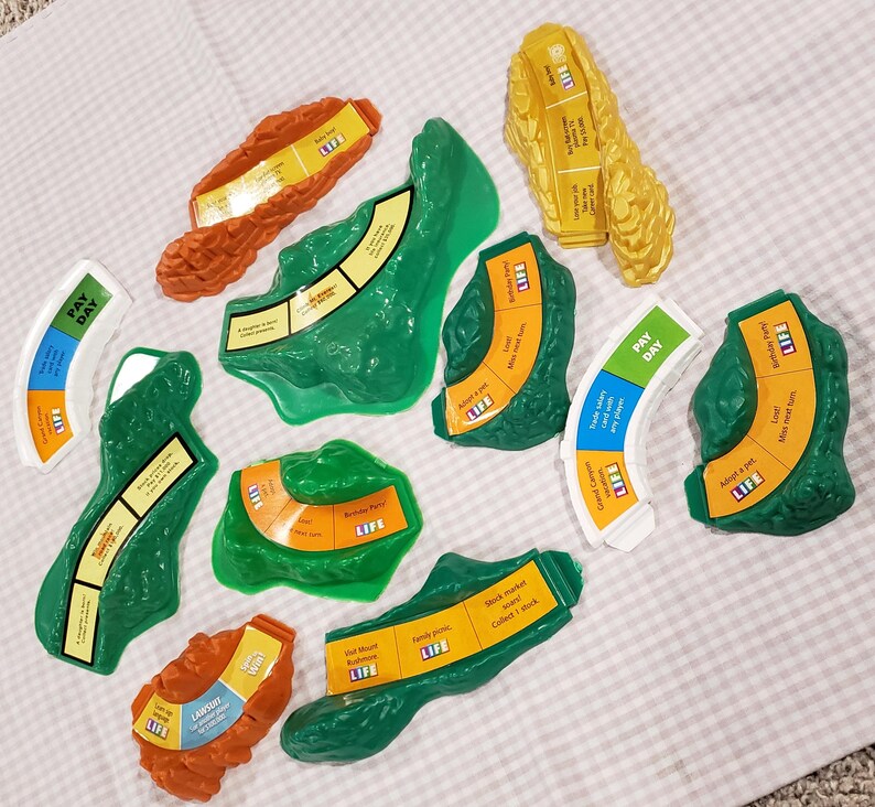 Life Game Board Pieces Spinners - Game of Life Buildings Spinners ...