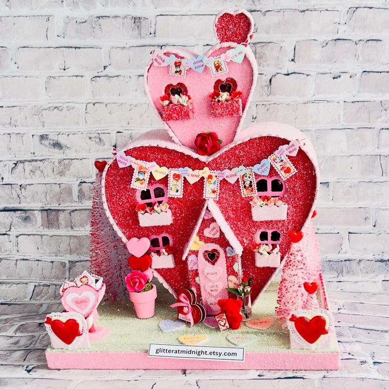 Valentine House - Etsy