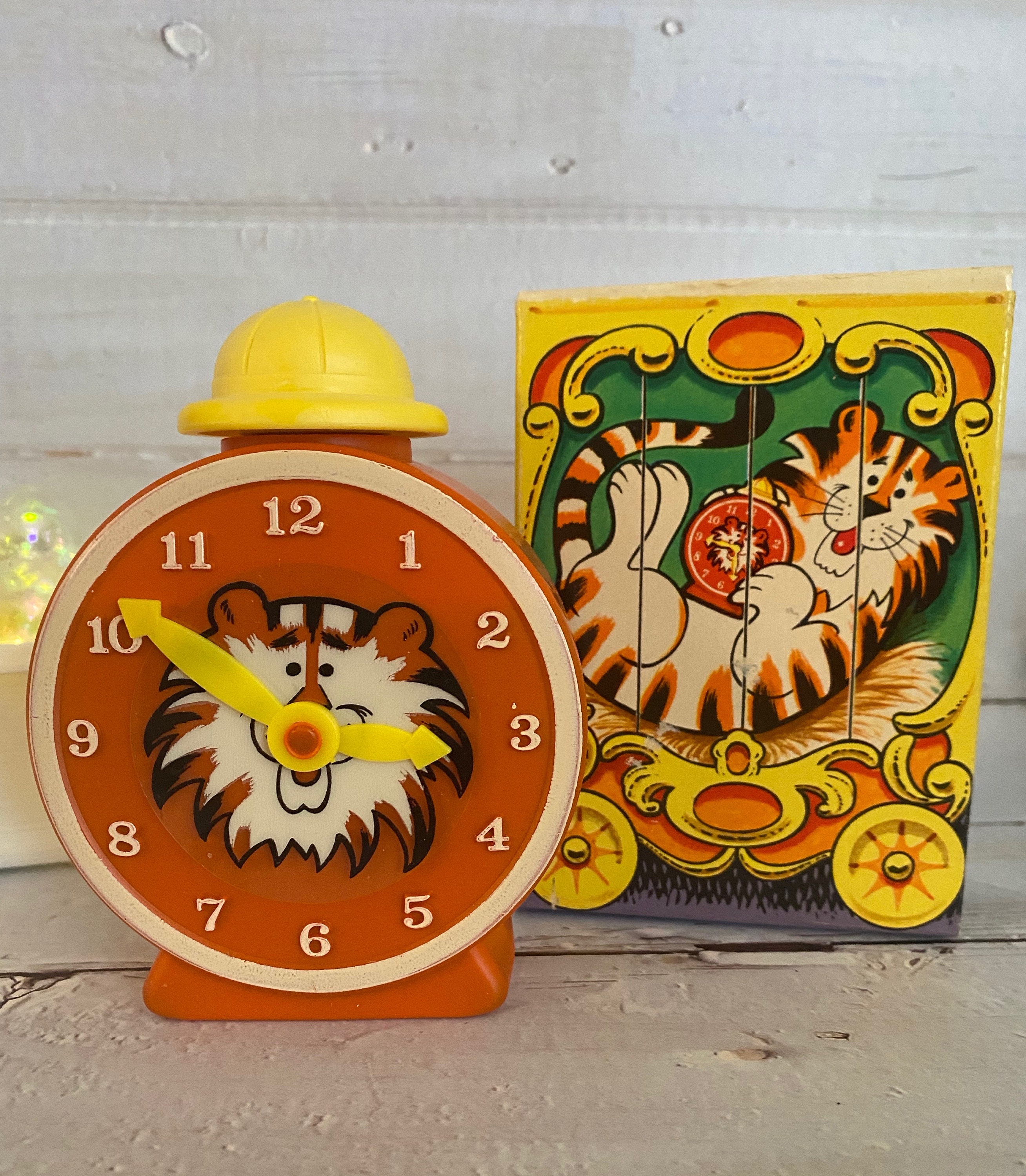 Vintage Avon Tic Toc Tiger Bubble Bath, Full Container, Original Box ...