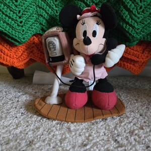 Vintage Minnie Mouse Talking on the Phone Plush - Etsy