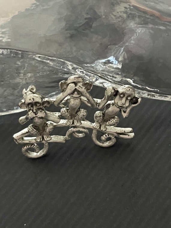 Monkey pins - see, hear, speak no evil and monkey on … - Gem