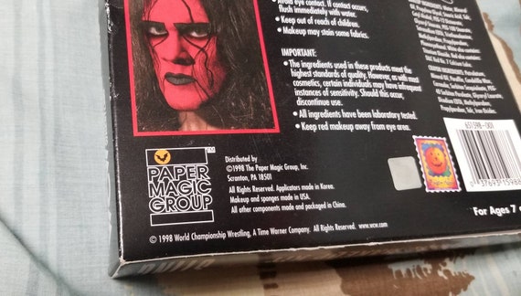 Sting Makeup