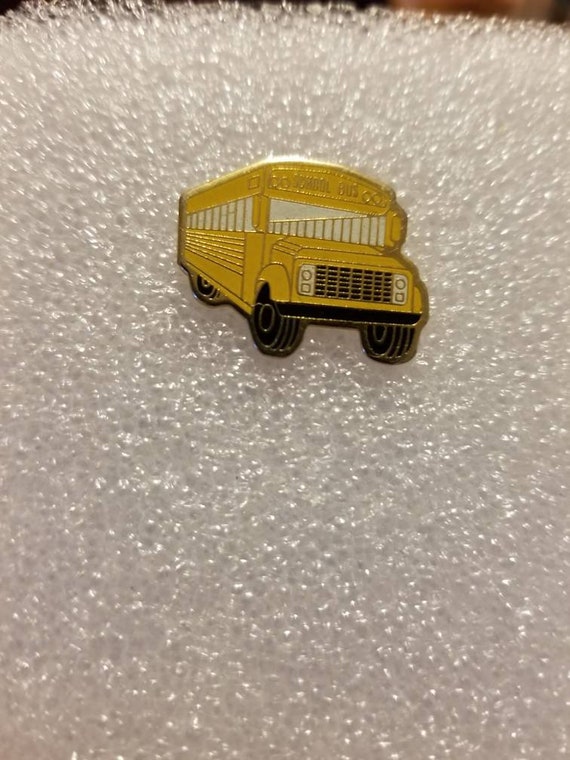 Vintage School Bus Enamel Pin - Gem