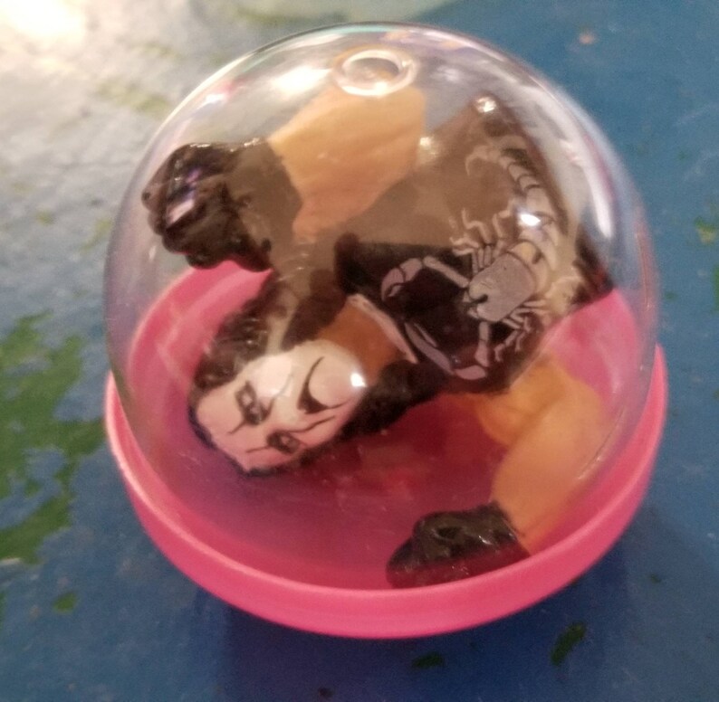 Vintage 1999 WCW NWO Sting Thumb Wrestler - Etsy