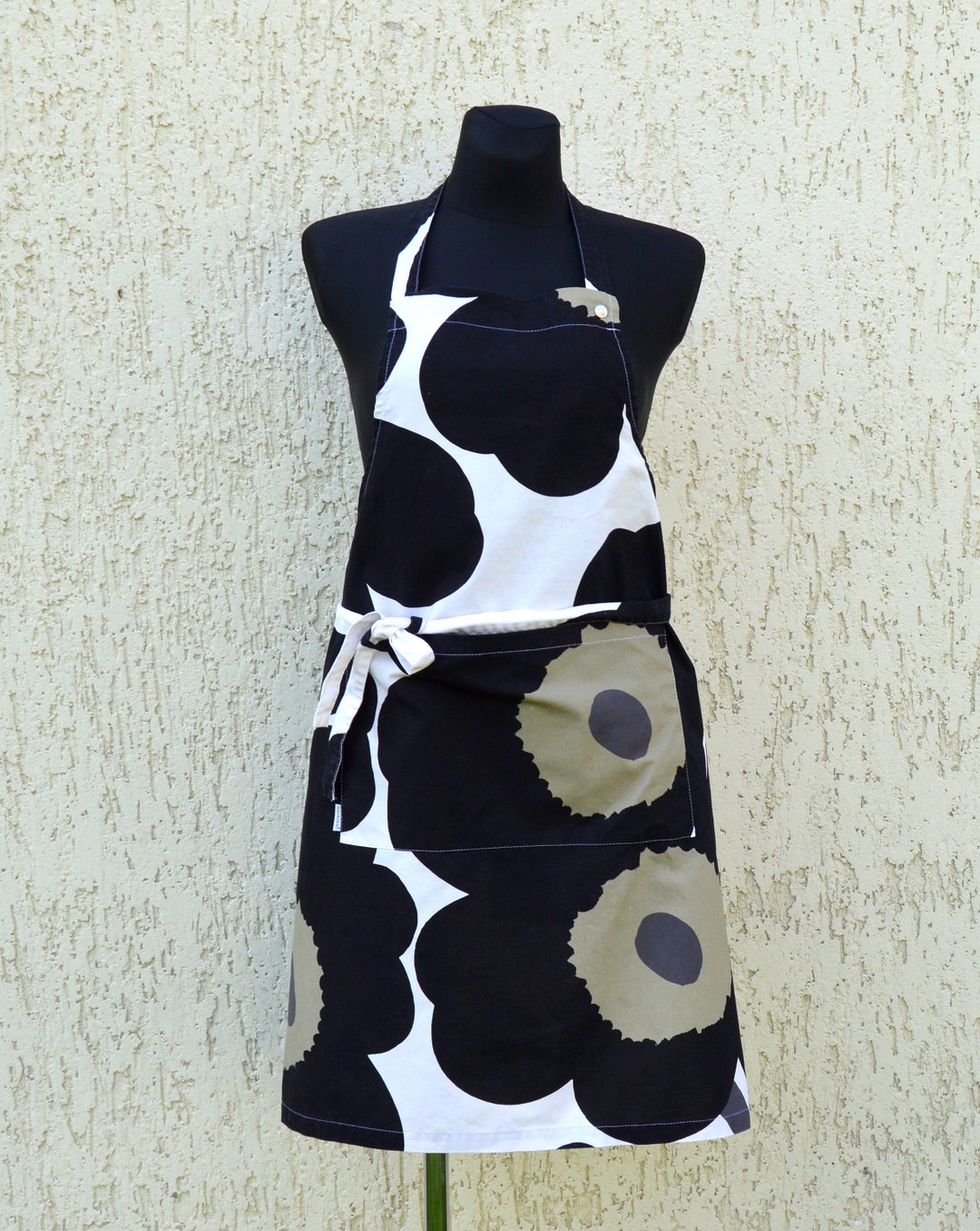 Marimekko "unikko" Poppy Apron Vintage Marimekko Maija Isola Black and ...