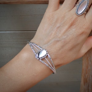 Native American Navajo Sterling Silver Leaf Mussel Shell Bracelet, Gift ...