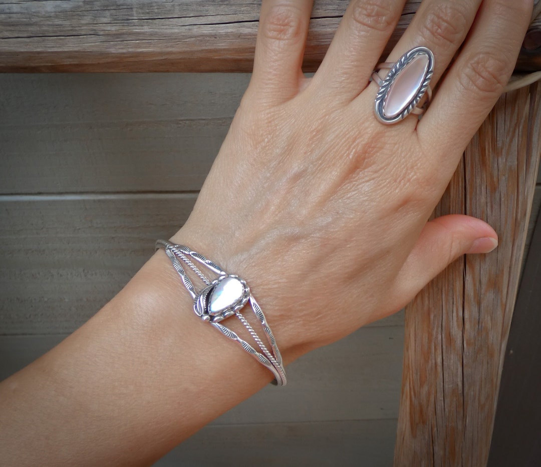 Native American Navajo Sterling Silver Leaf Mussel Shell Bracelet, Gift ...