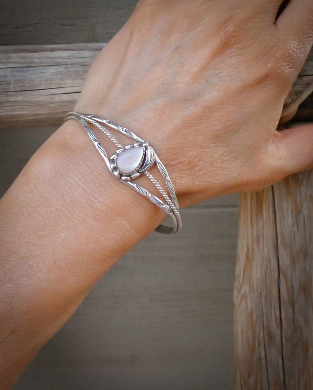 Native American Navajo Sterling Silver Leaf Mussel Shell - Etsy